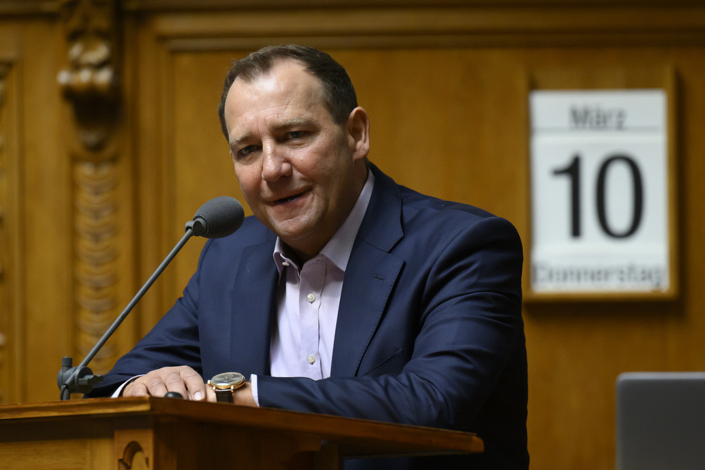 Redevance radio-TV: L’initiative «200 francs, ça suffit» a abouti ...
