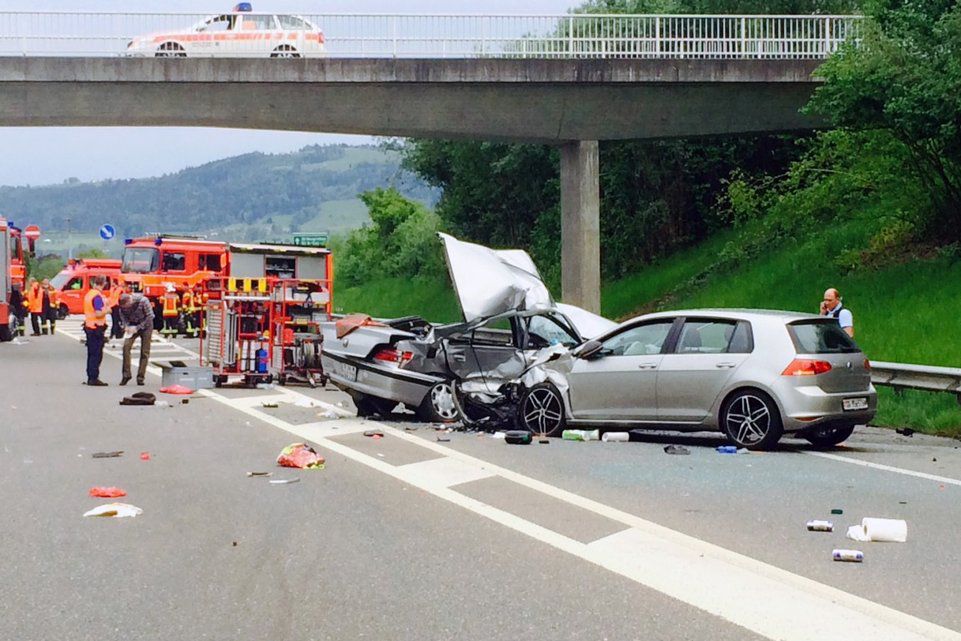 Unfall auf A1-Zubringer – ein Toter und mehrere Verletzte | Berner Zeitung