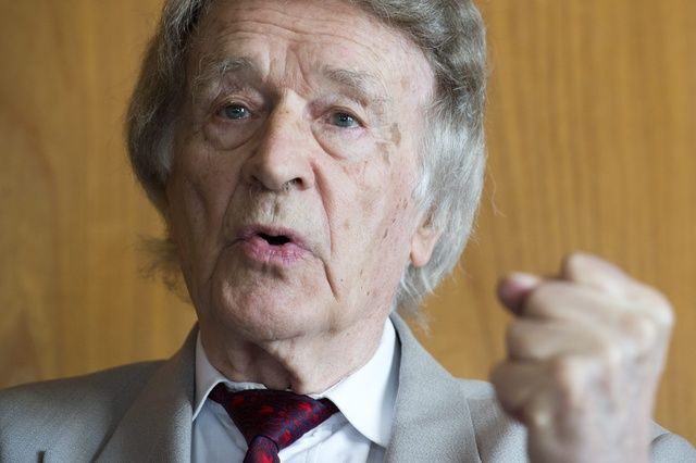 Résidences secondaires – Franz Weber veut suspendre les permis de ...