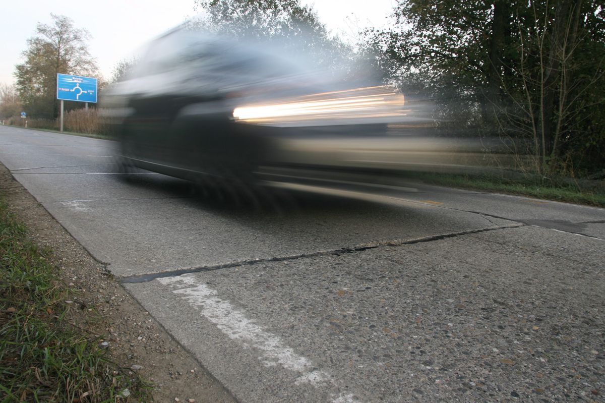 «Persönliche Krise»: Raser mit 144 km/h im Neeracherried erwischt ...