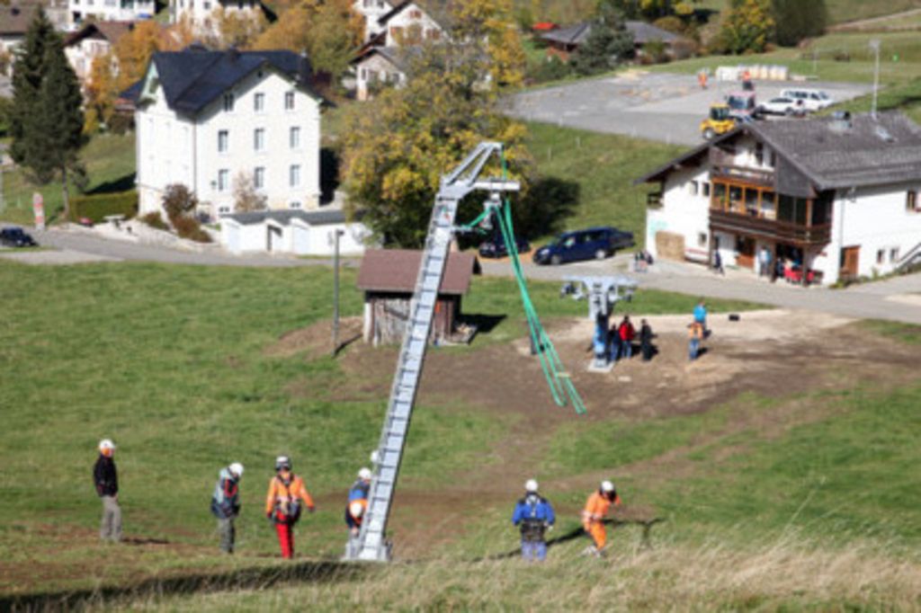 Un téléski tout neuf est installé au Brassus | 24 heures