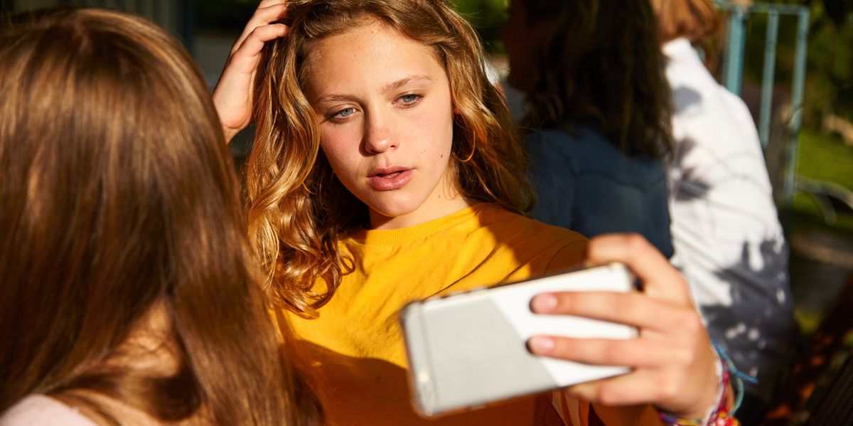 Jugendbuchautorin Jana Frey kritisiert Mädchen der Generation Z | Tages ...