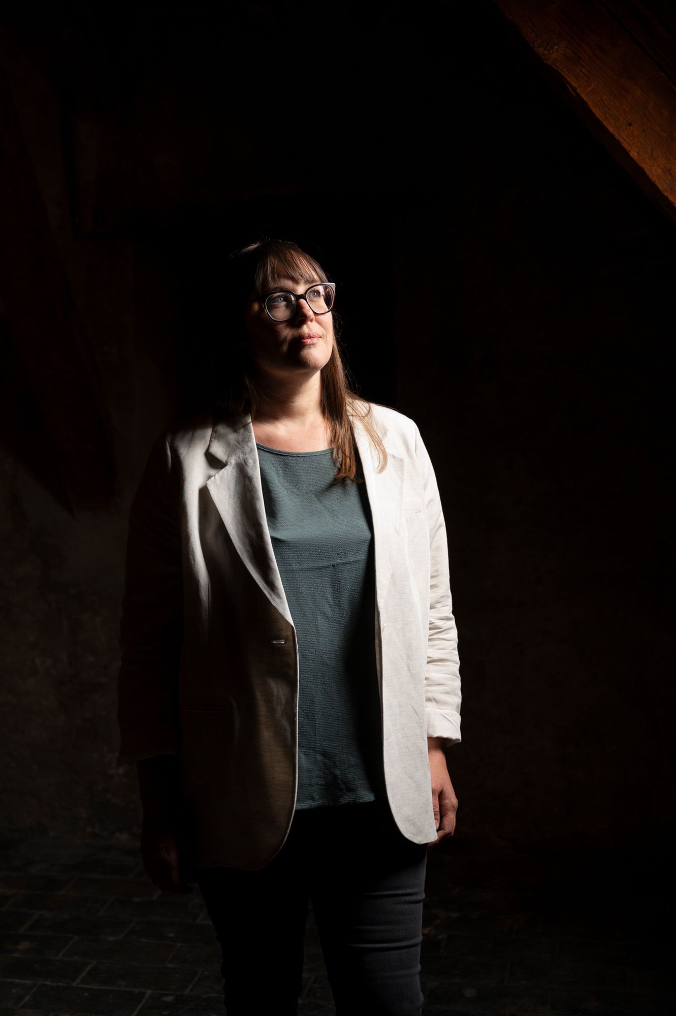 Le portrait de Fanny Abbott: L’historienne ne s’interdit pas d’écouter ...