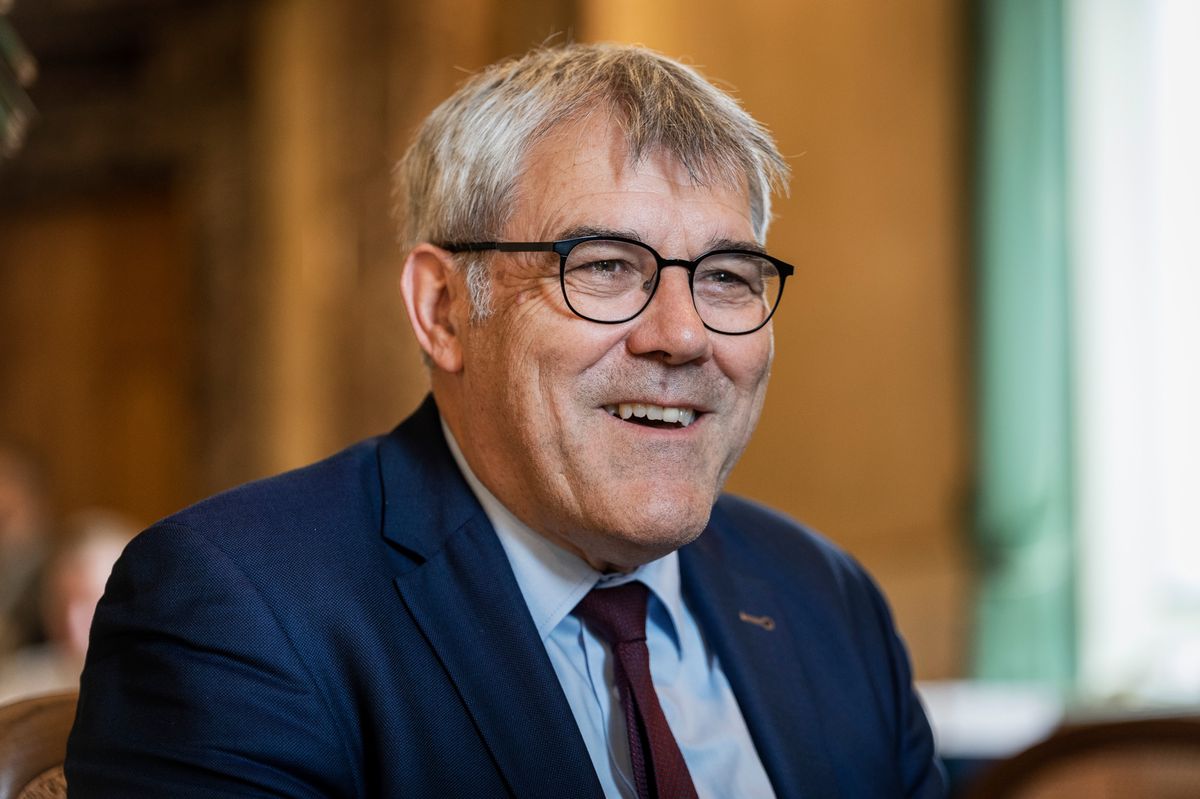 Showdown im Landrat: Bürgerliche wollen Debatte um «Luxusparty» für ...