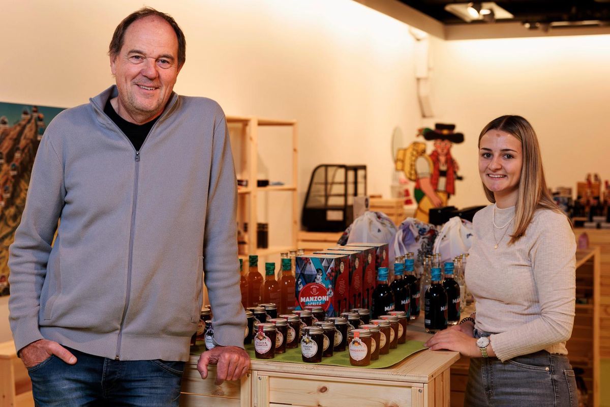 Tourismuswerbung mal anders: Appenzeller Pop-up-Shop füllt Leerstand in ...