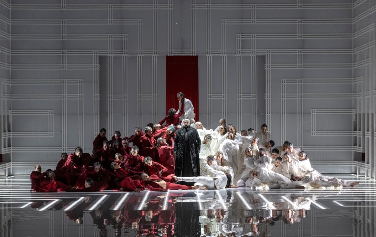 Opéra de Lausanne: Un «Nabucco» visionnaire et sonore | 24 heures