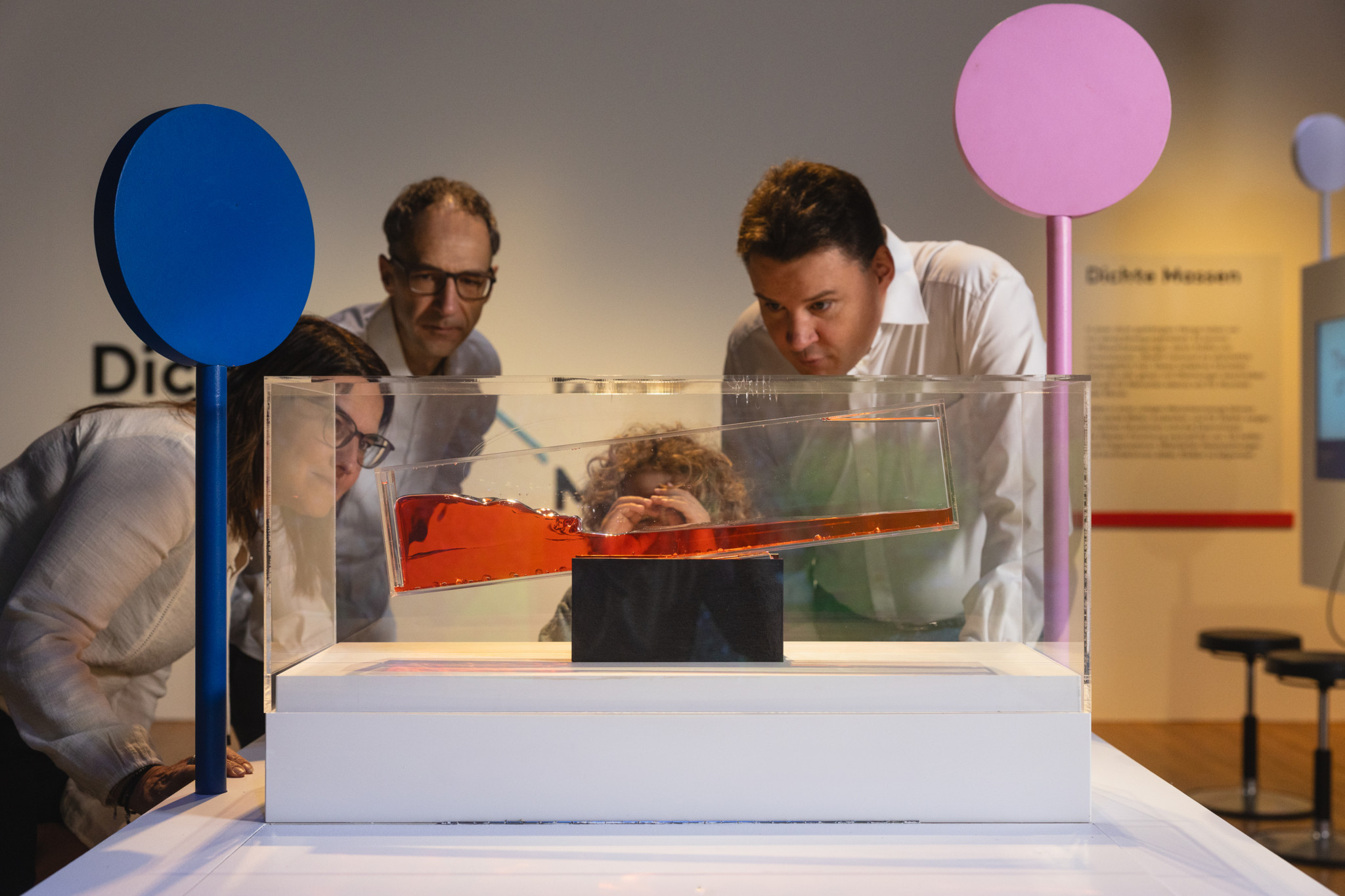 Museum für Kommunikation Bern: Ausstellung zu Massenphänomenen