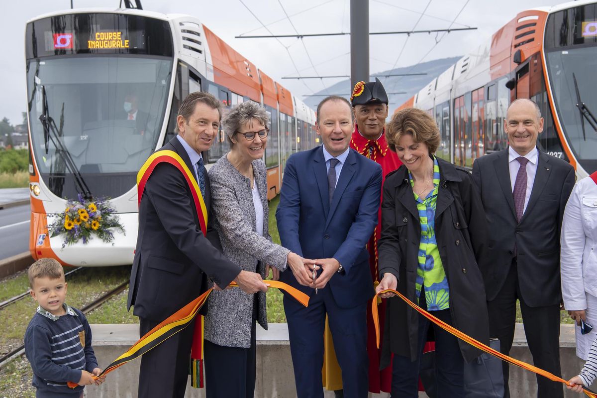 Produits locaux - Les biscuits «vaudois» du tram 14 fachent les ...