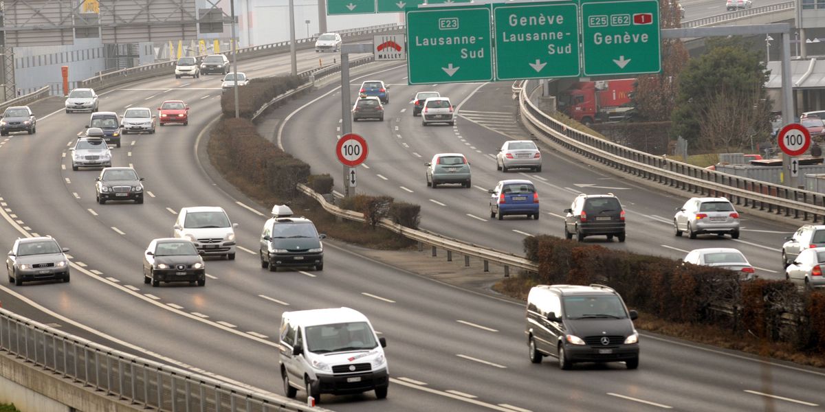 Lausanne: ils veulent transformer l’A1 en piste cyclable