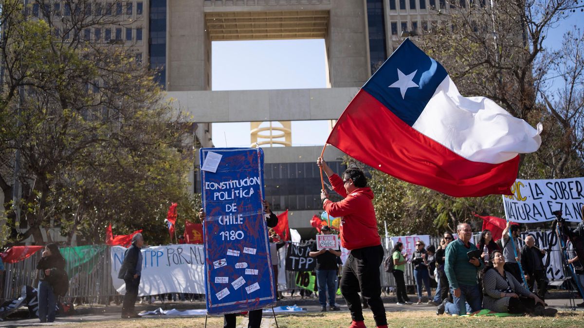 Chili: Le Congrès s’accorde pour rédiger, à nouveau, un projet de ...