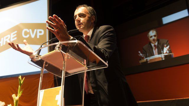 Adhésion: Darbellay a retourné sa veste sur l'Europe? Il dément - Le Matin