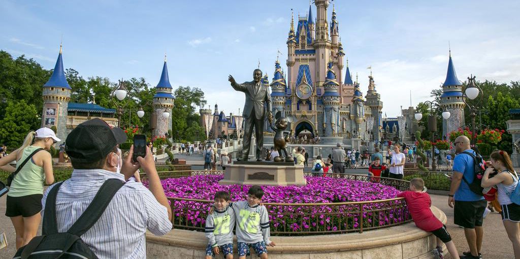 Bizarrer Streit in Florida: In letzter Minute: Disney World trickst Ron DeSantis aus | Tages ...