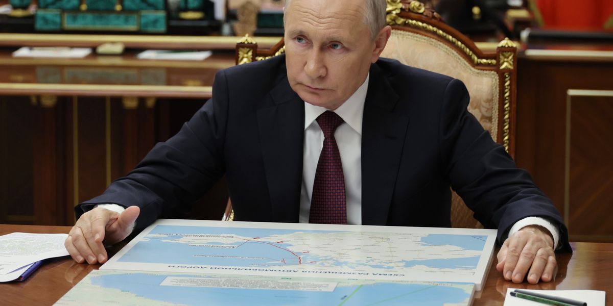 Leitartikel zur Zukunft Russlands: Wladimir Putin verteilt die Karten ...