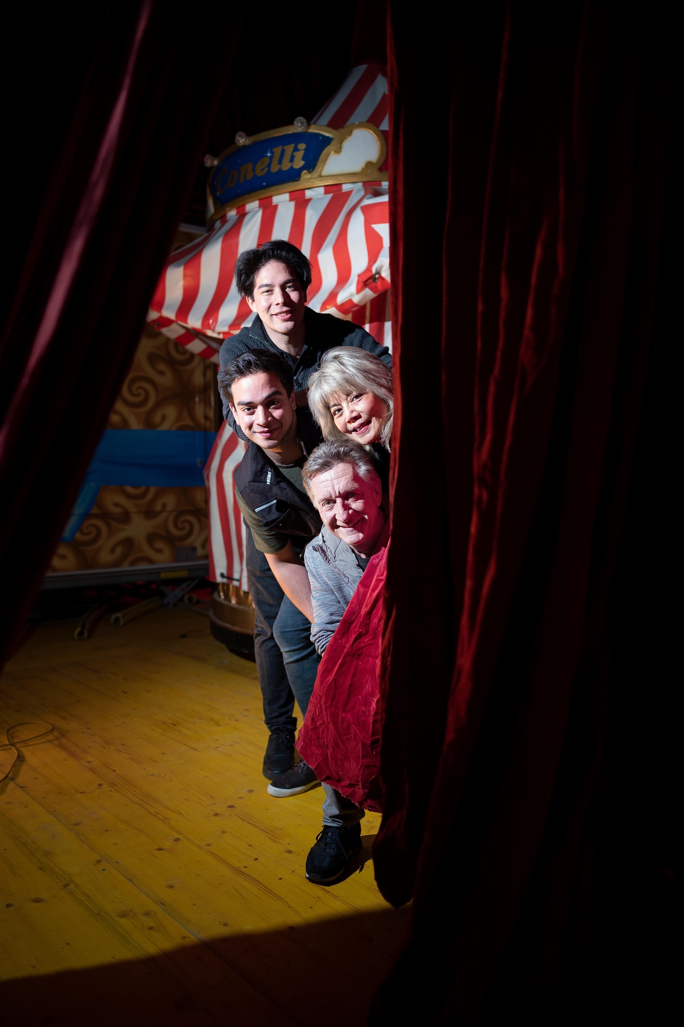 Circus Conelli in Zürich: Die nächste Generation der Zirkusfamilie ...