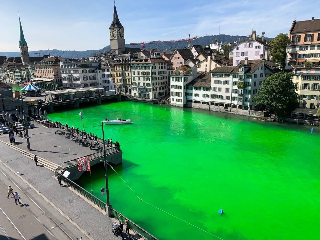 Die Limmat ist plötzlich giftgrün | Der Bund