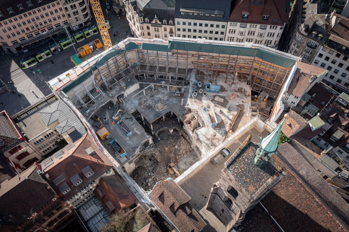 Historisches Kaufhaus in Basel: Die Globus-Arkaden sollen weg – SP will ...