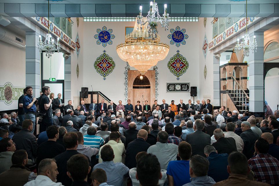 Frieden und Harmonie in Berns erster Neu-Moschee | Der Bund