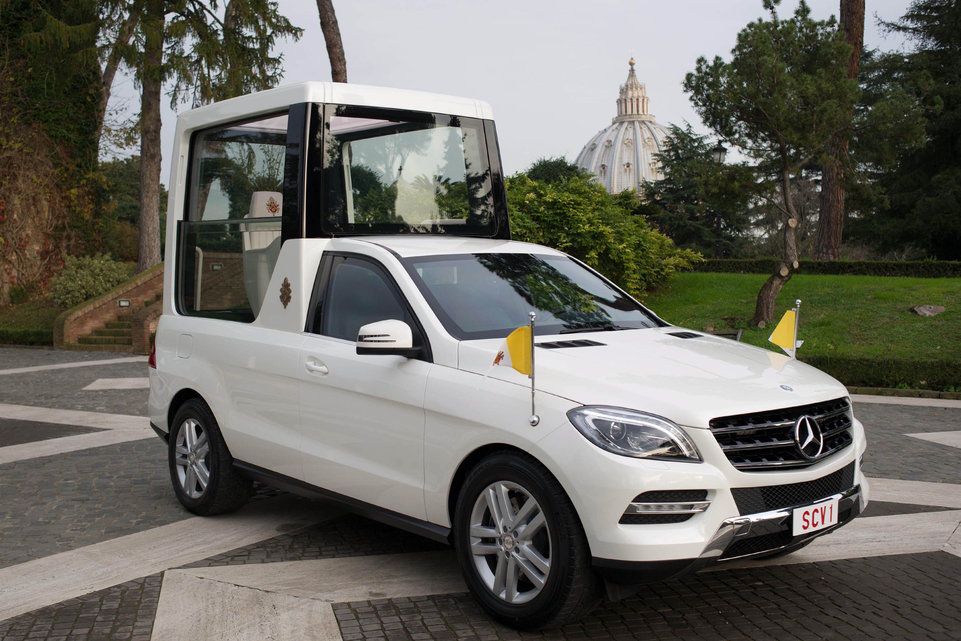 Das neue Papamobil | Der Bund