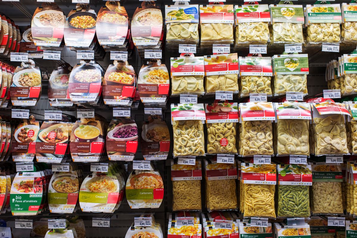 Inflation dans les rayons: Les supermarchés en profitent-ils pour ...