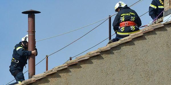 Election du pape – La cheminée a été installée au Vatican - L'essentiel