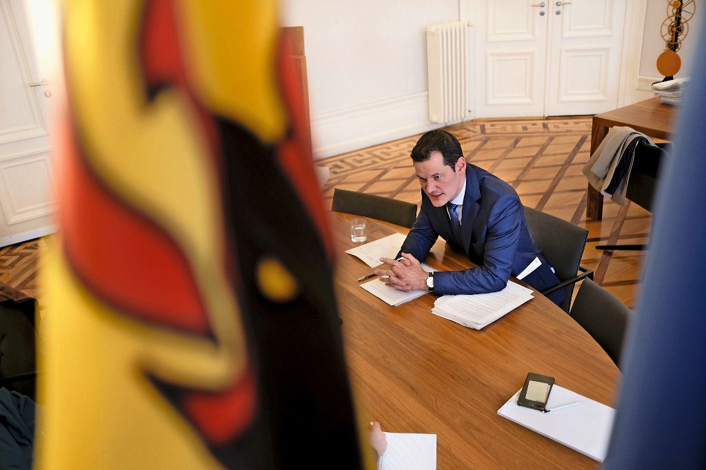 Affaire Maudet: révocation d'un contrat à l'aéroport réclamée | 24 heures