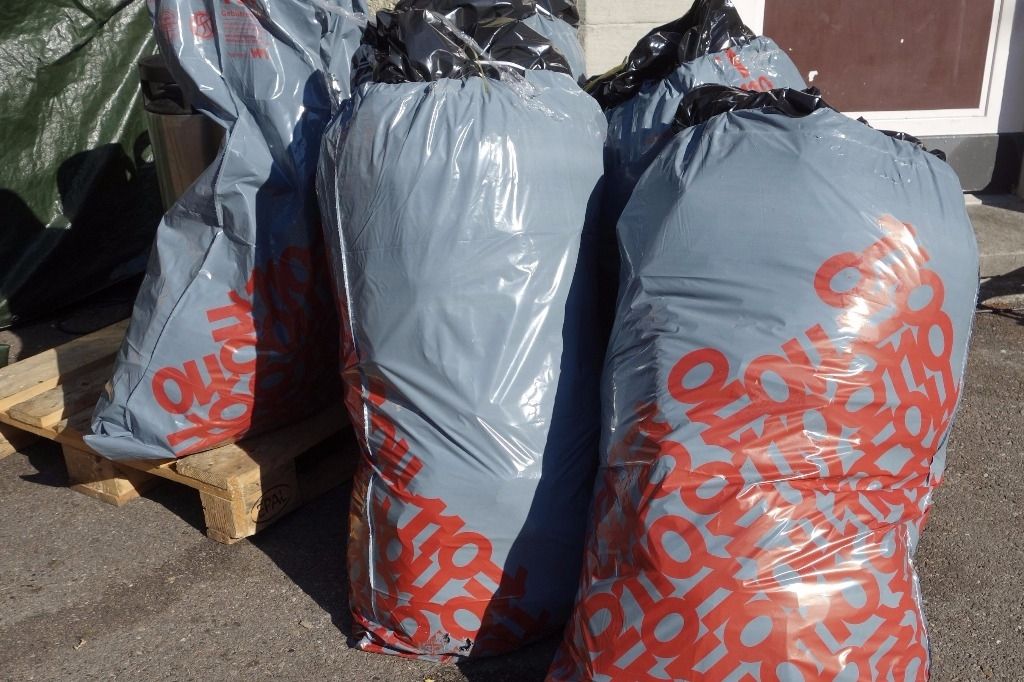 Trotz Sackgebühr nimmt Abfallberg nicht weiter ab | Der Landbote