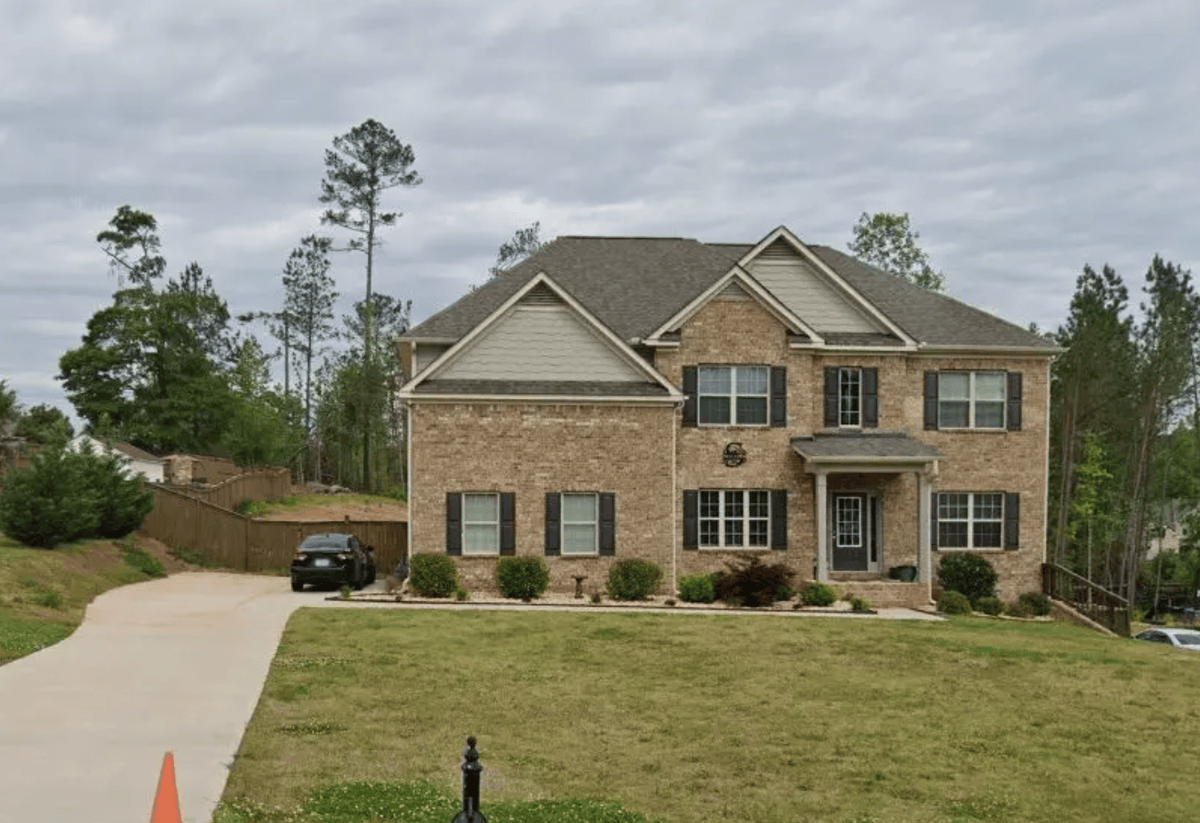 Rabeneltern verhaftet: Als sie ihren Sohn (10) auf der Straße fanden ...