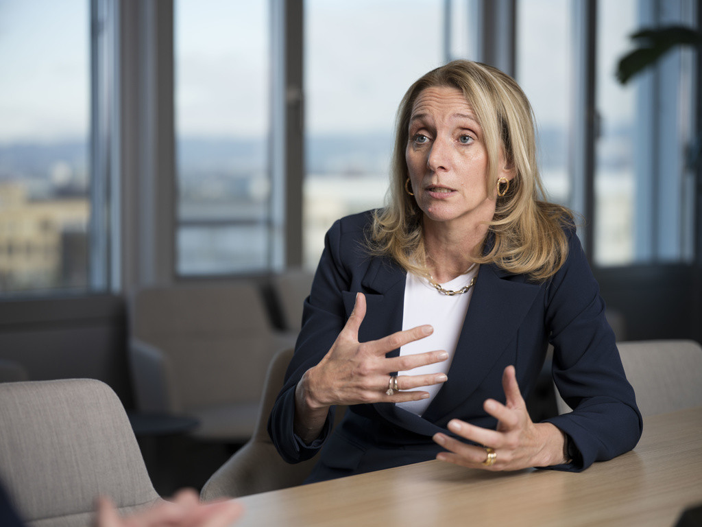 Logitech-CEO Hanneke Faber: «Die Unsicherheit ist zu gross für mehr ...