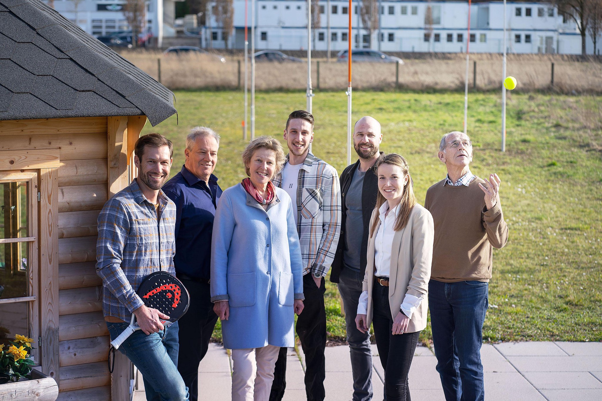 Freizeitsport in Winterthur: Padel-Tennis-Halle mit acht Plätzen in ...