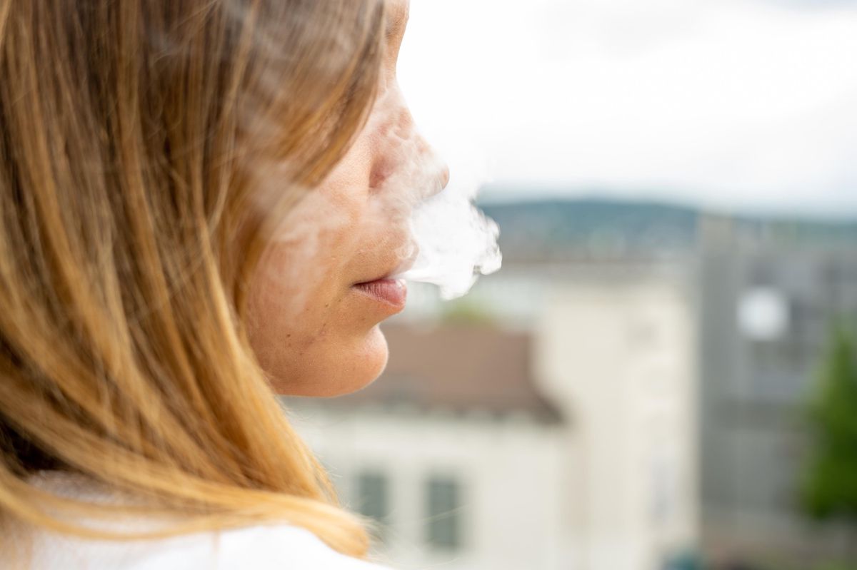 Neuseeland: Erstes Land beschließt lebenslanges Rauchverbot für ...