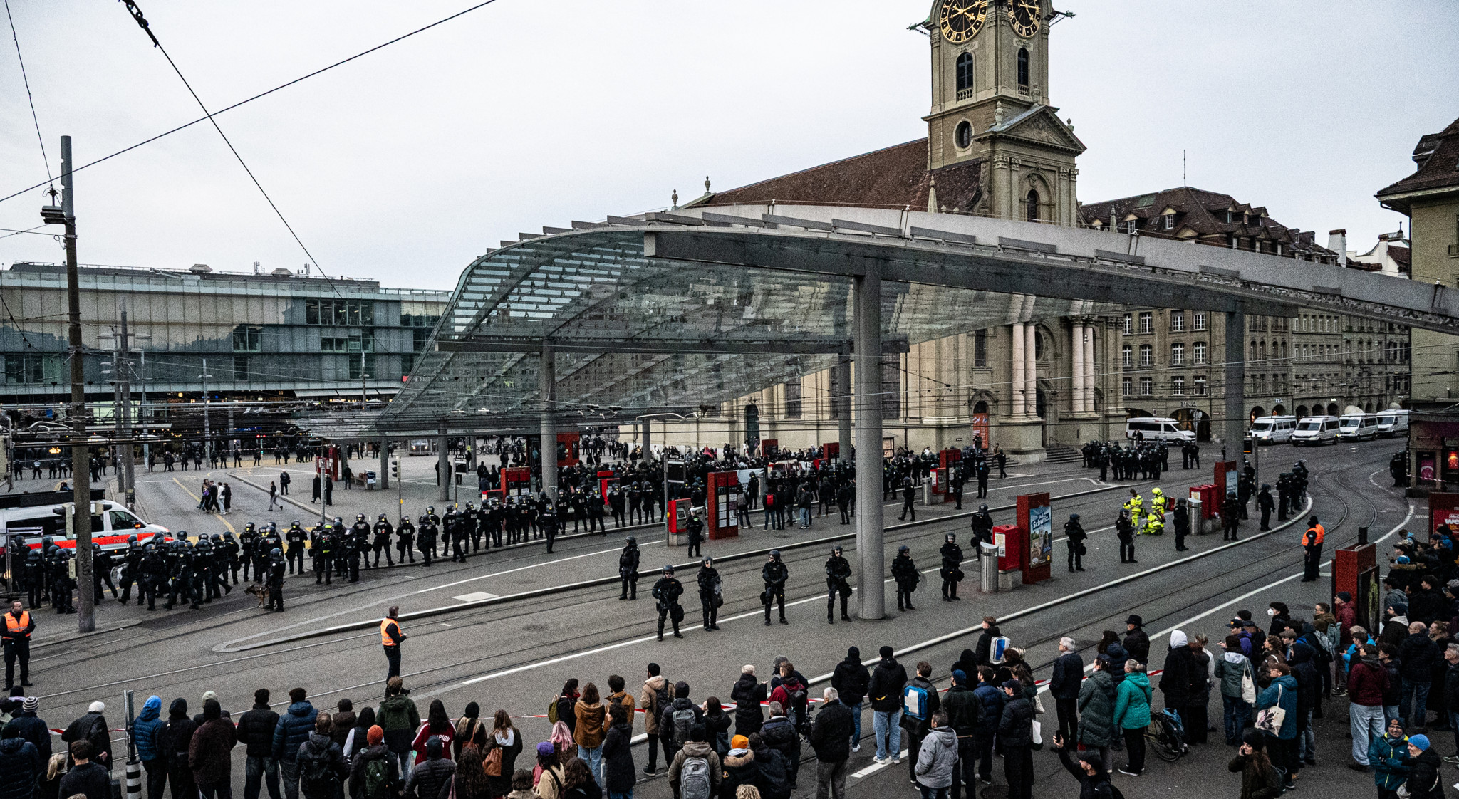 Anti-WEF-Demo: Von Graffenried verteidigt den Polizeieinsatz