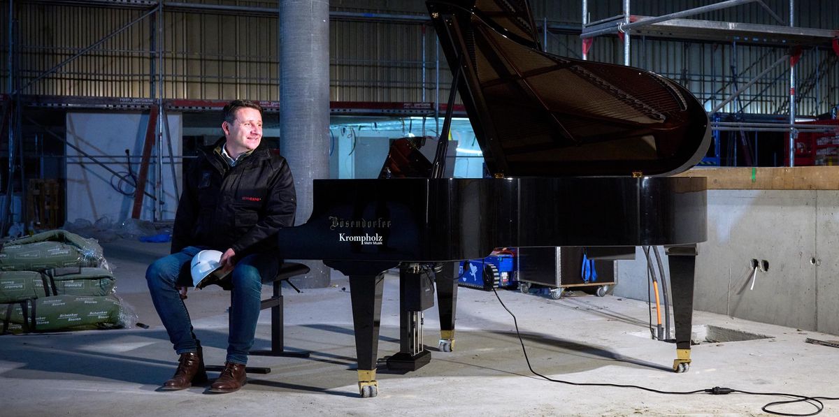 Festhalle Bern: Bernexpo-CEO Tom Winter plant 20 Kulturevents pro Jahr ...