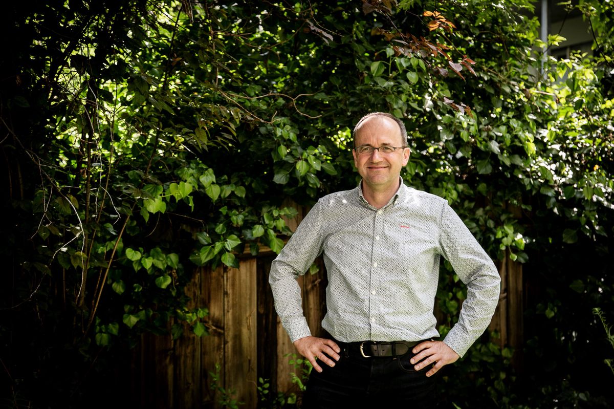 Schweizer NGO vor Gericht: Multimillionärin gegen Bruno-Manser-Fonds ...