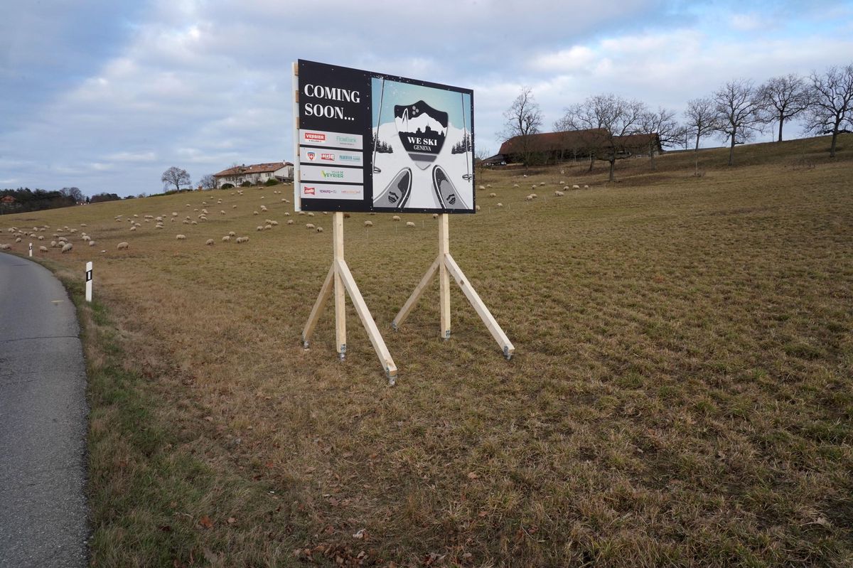 Genève: pas de neige, une piste de ski synthétique à Vessy?
