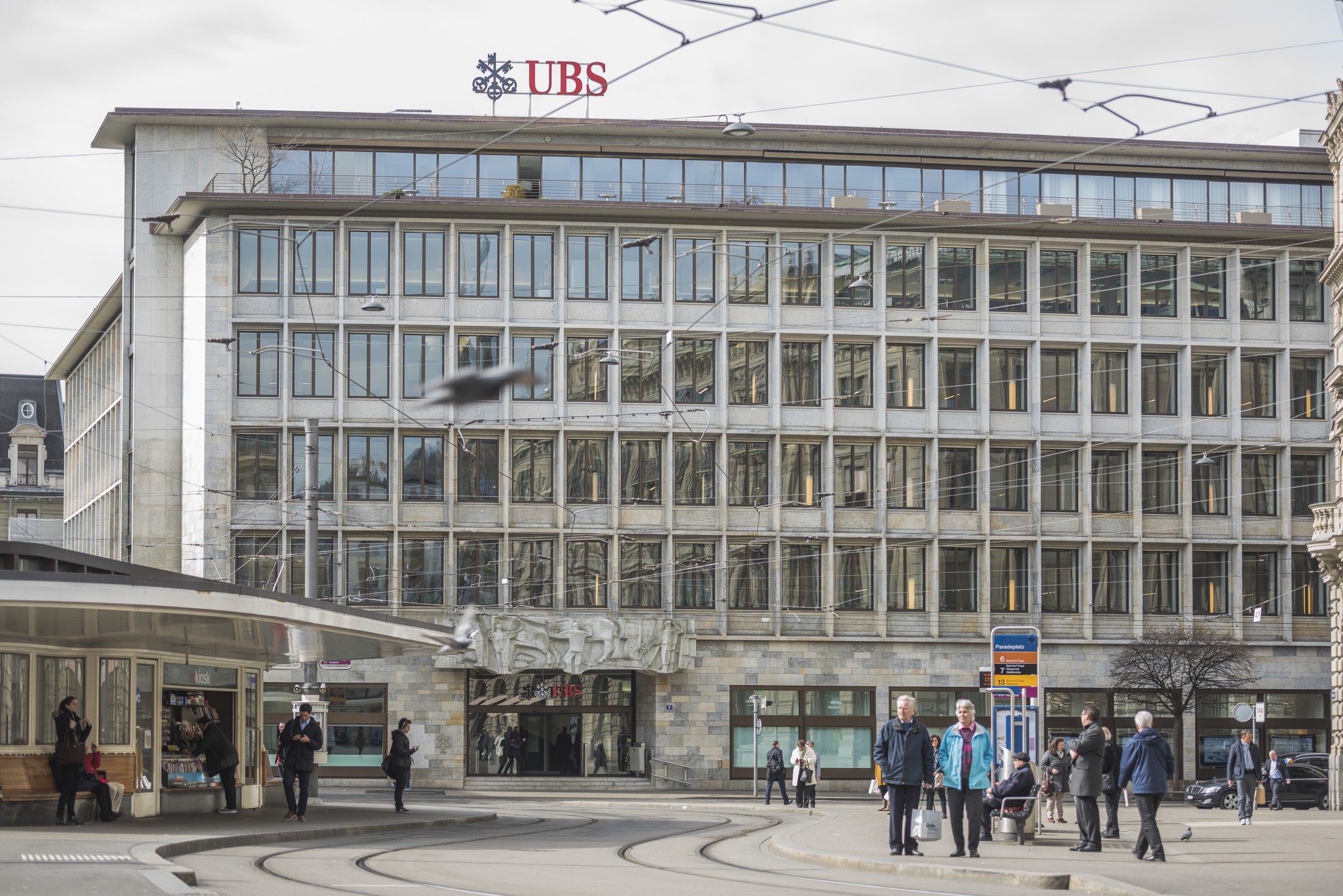 Zürcher Finanzplatz: UBS muss ihren Umbau am Paradeplatz neu planen ...