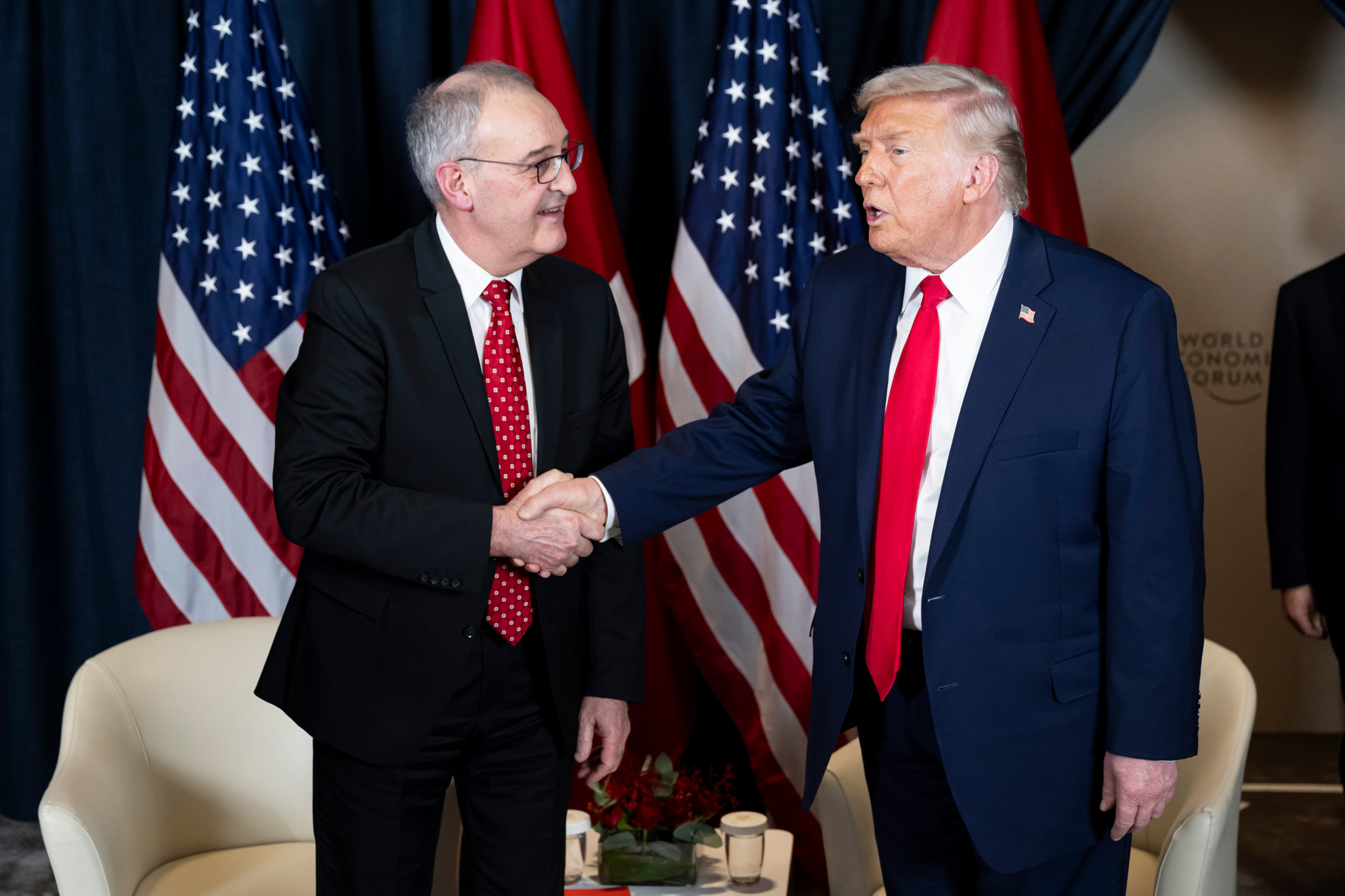 Emmanuel Macron: ses lunettes viennent du Jura français