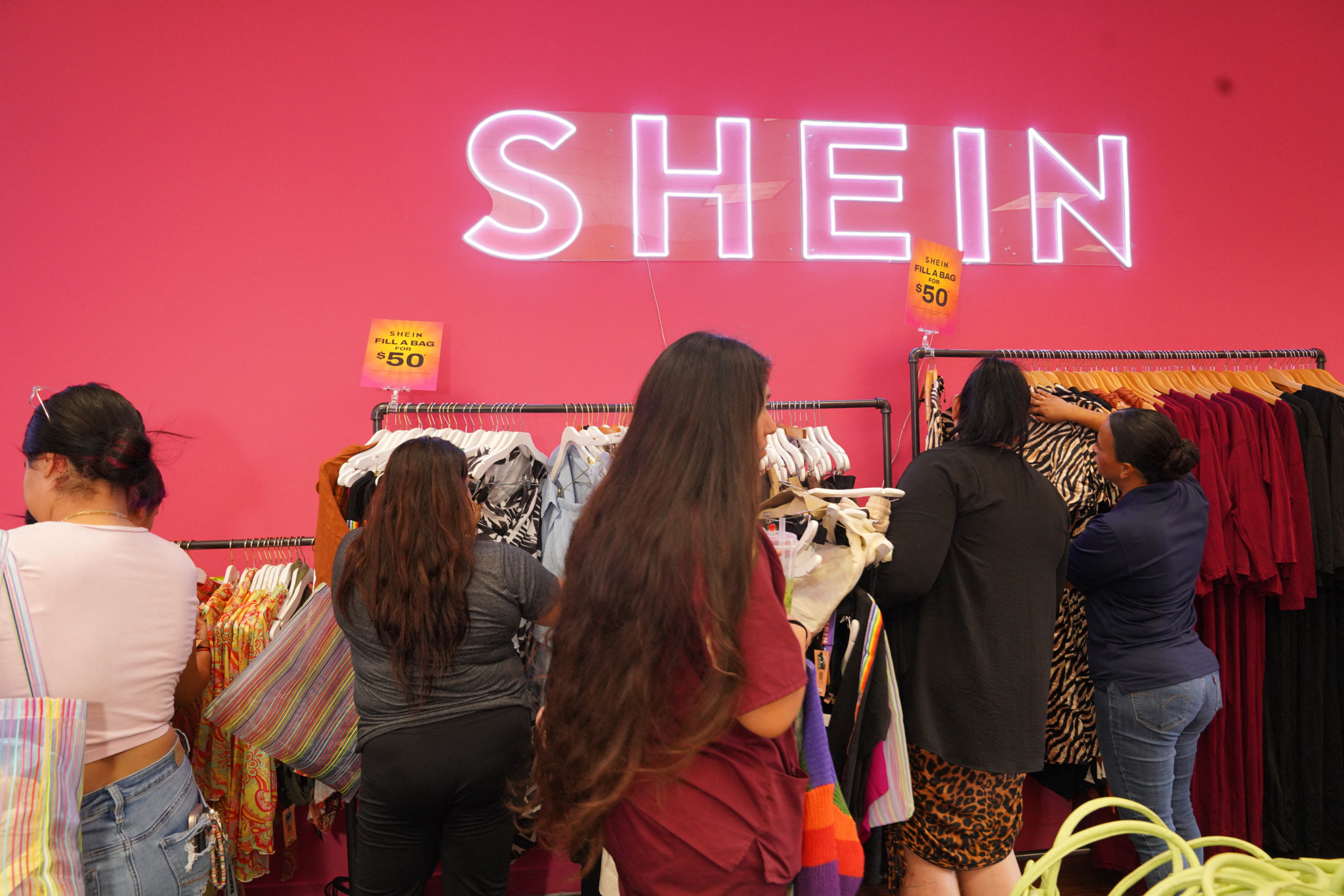 Un rapport dénonce l’impact désastreux des vêtements SheIn - Le Matin