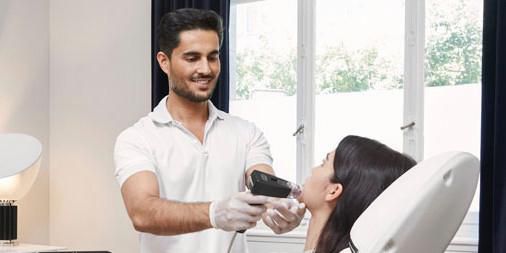 Omar Haroon im Porträt: Er floh vor den Taliban und wurde zu einem der ...