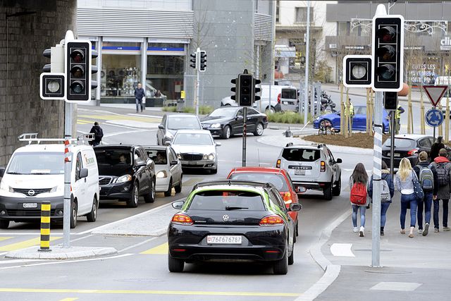 L'onde verte pour les bus fait craindre le chaos à Nyon | 24 heures
