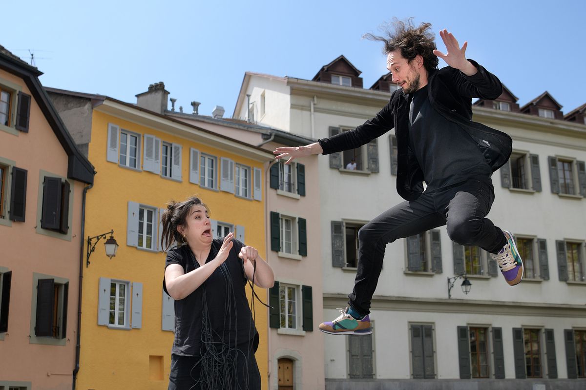 Midi Théâtre: La parentalité dans le viseur loufoque de la compagnie ...