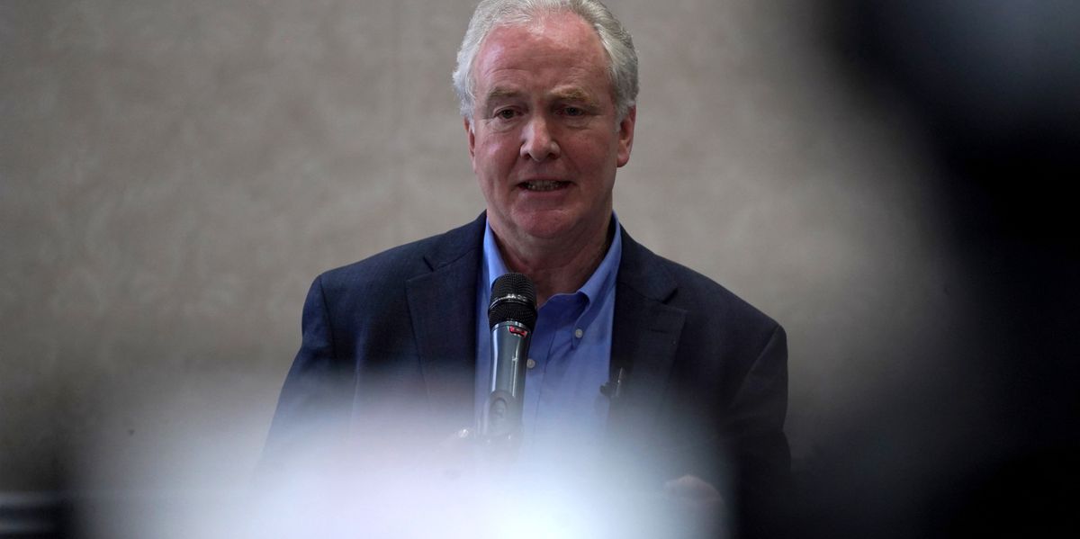 US-Senator an Besuch von inhaftiertem Kilmar Garcia gehindert | Tages ...