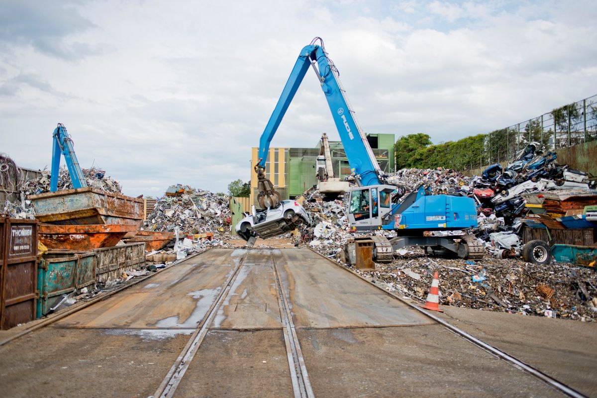 Kaiseraugst will Wohnungen statt Schrott: Recyclingfirma Thommen soll Areal beim Bahnhof räumen ...