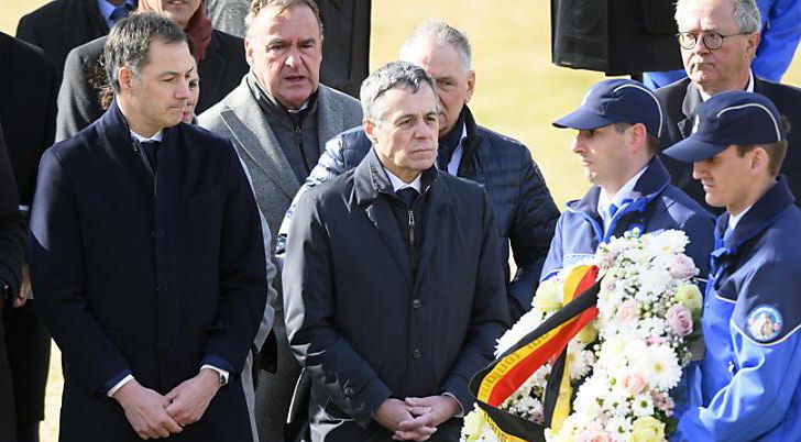 Dix ans après le drame - Hommage aux victimes de l’accident de car de ...