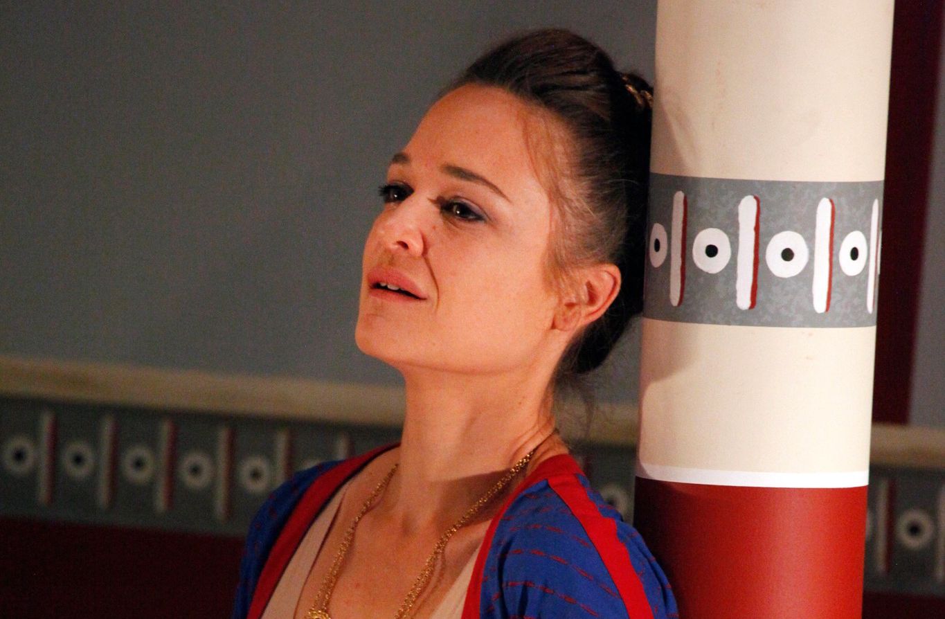 Théâtre classique à Lausanne: Isabelle Caillat, héroïne racinienne | 24 ...