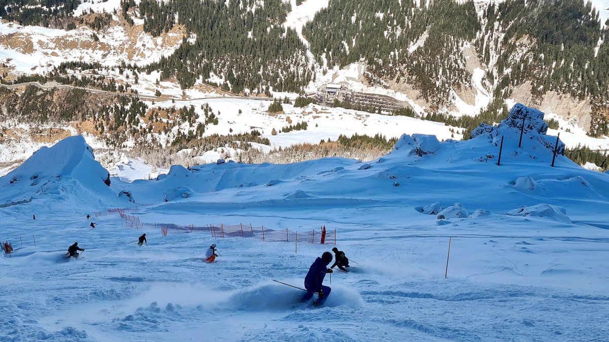 Glacier 3000: Neue Rekord-Skipiste: Steiler gehts kaum noch | Berner ...