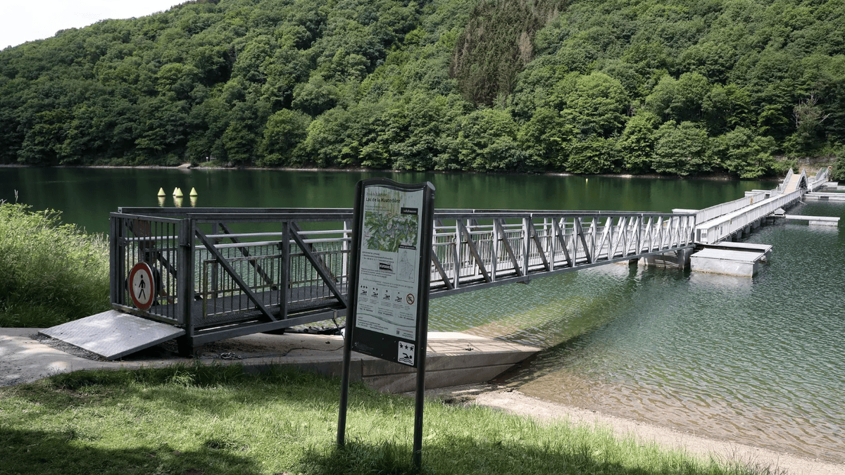 Obersauer Stausee: Schwimmende Brücke ist ab heute wieder begehbar - L ...