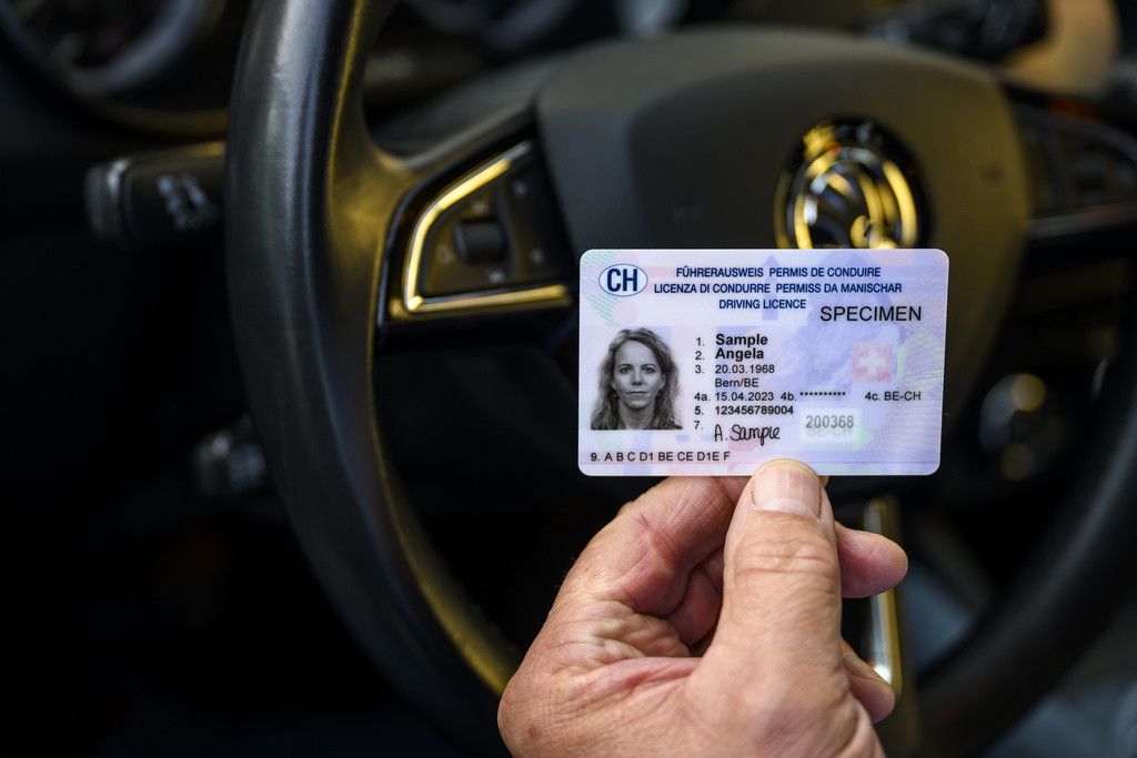 Permis de conduire: Les titulaires du «bleu» ont jusqu’à octobre 2024 ...