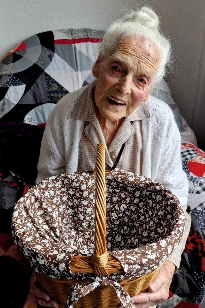 Hedwig Zaugg, la doyenne de Suisse, a fêté ses 111 ans