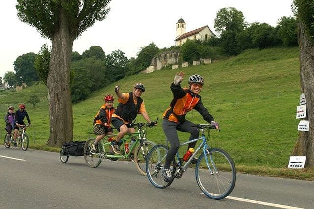 Mobilité douce – Près de 17'000 personnes au slowUp Lac de Morat | 24 ...