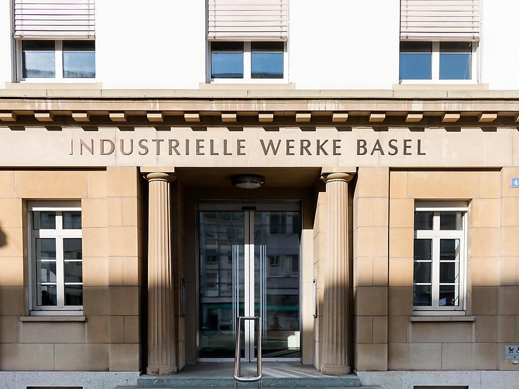Leistungsauftrag 2023-2026: Basler Regierung will IWB 1 Milliarde ...